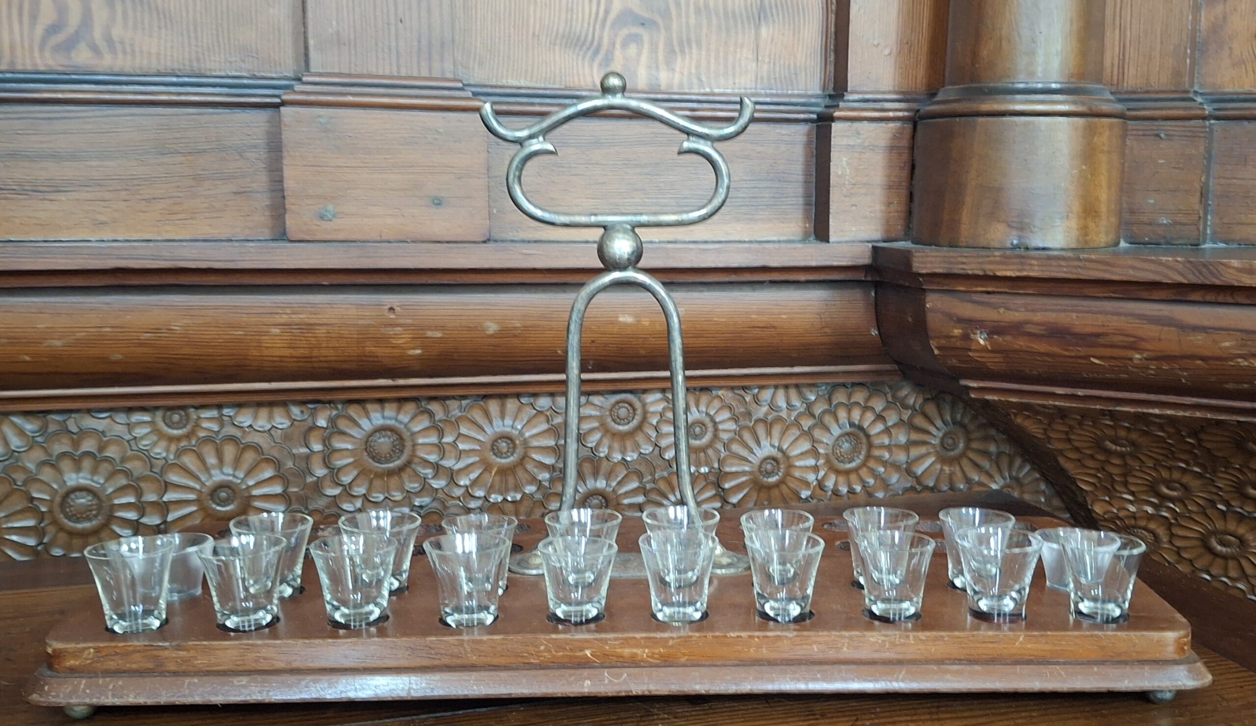 Communion Tray and Glasses, 1924 | Artefacts at the Museum of Primitive ...
